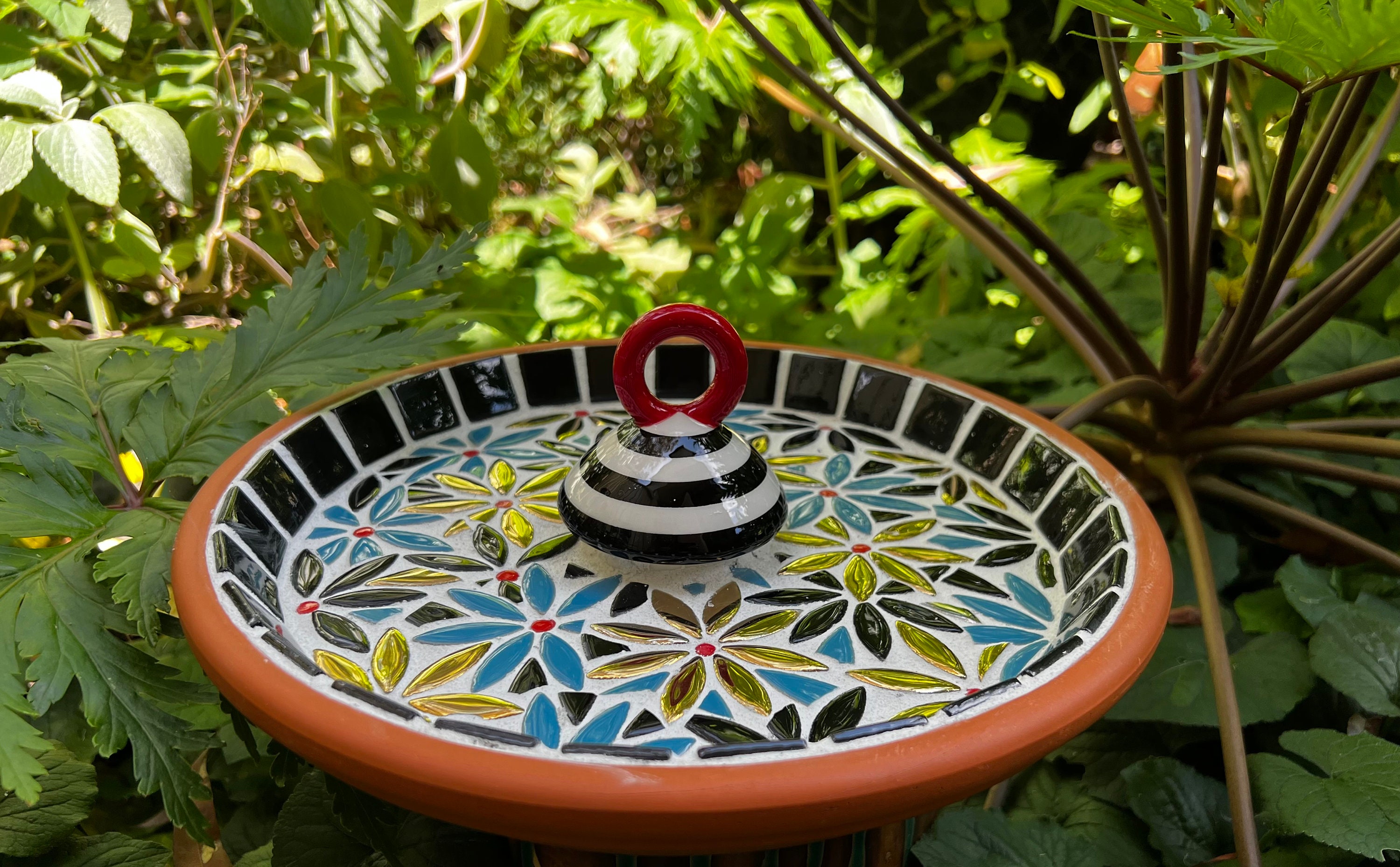 Mosaic Bee Bath. - Etsy Australia