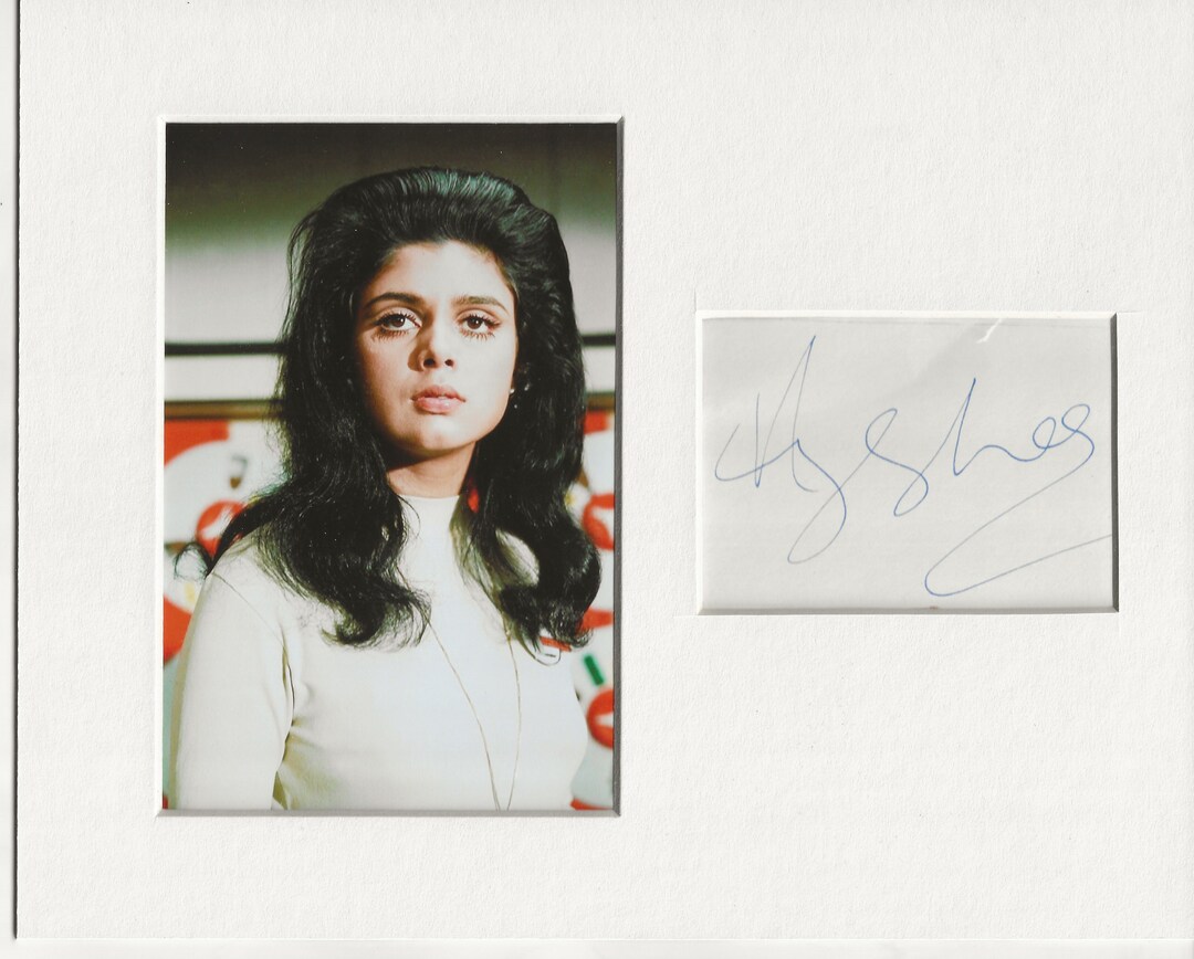 Ayshea Brough Ufo Signed Genuine Authentic Autograph Signature UACC RD ...