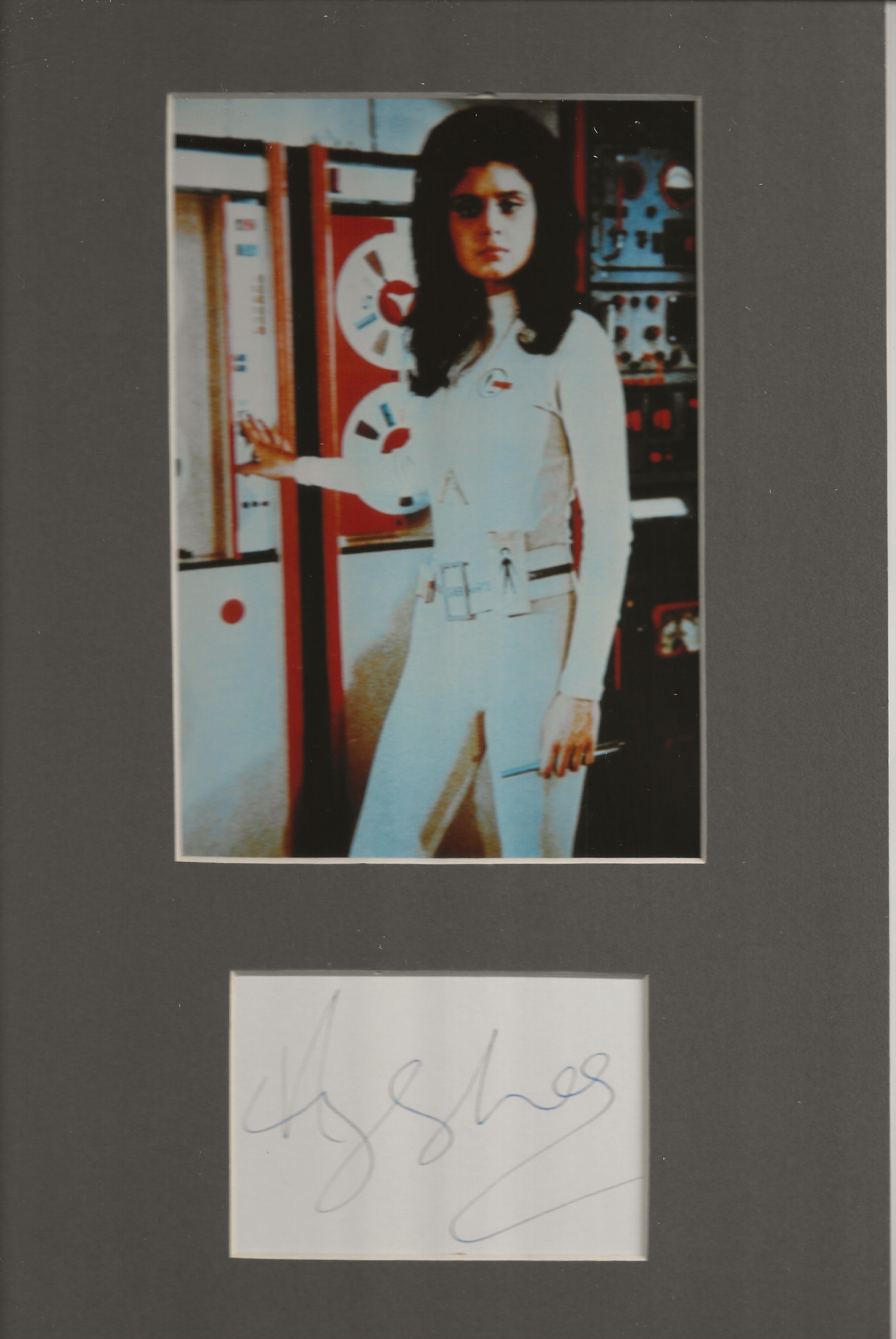 Ayshea Brough Ufo Signed Genuine Authentic Autograph Signature - Etsy UK