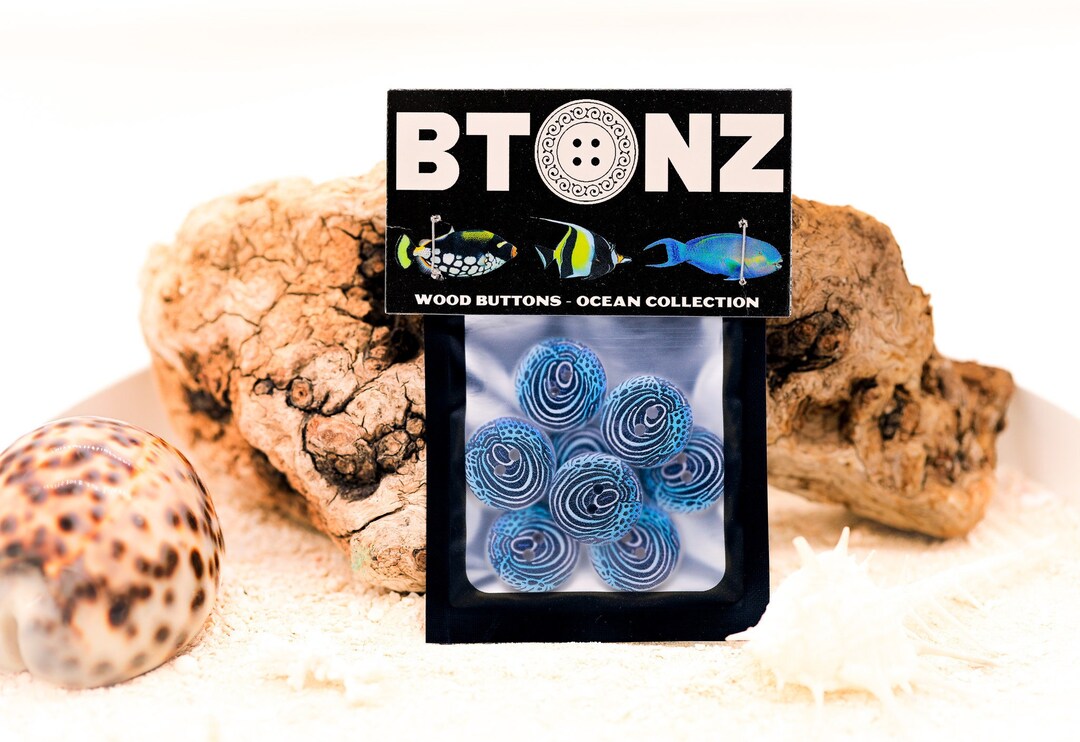 Set of 8 Rare Reef Fish Patterned Medium 20mm or 25mm Handmade, Cold ...