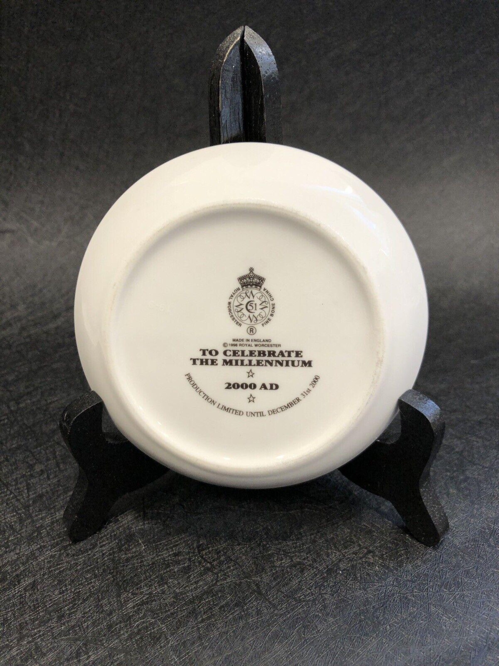 Royal Worcester to Celebrate the Millennium 2000 Coaster Trinket Dish ...