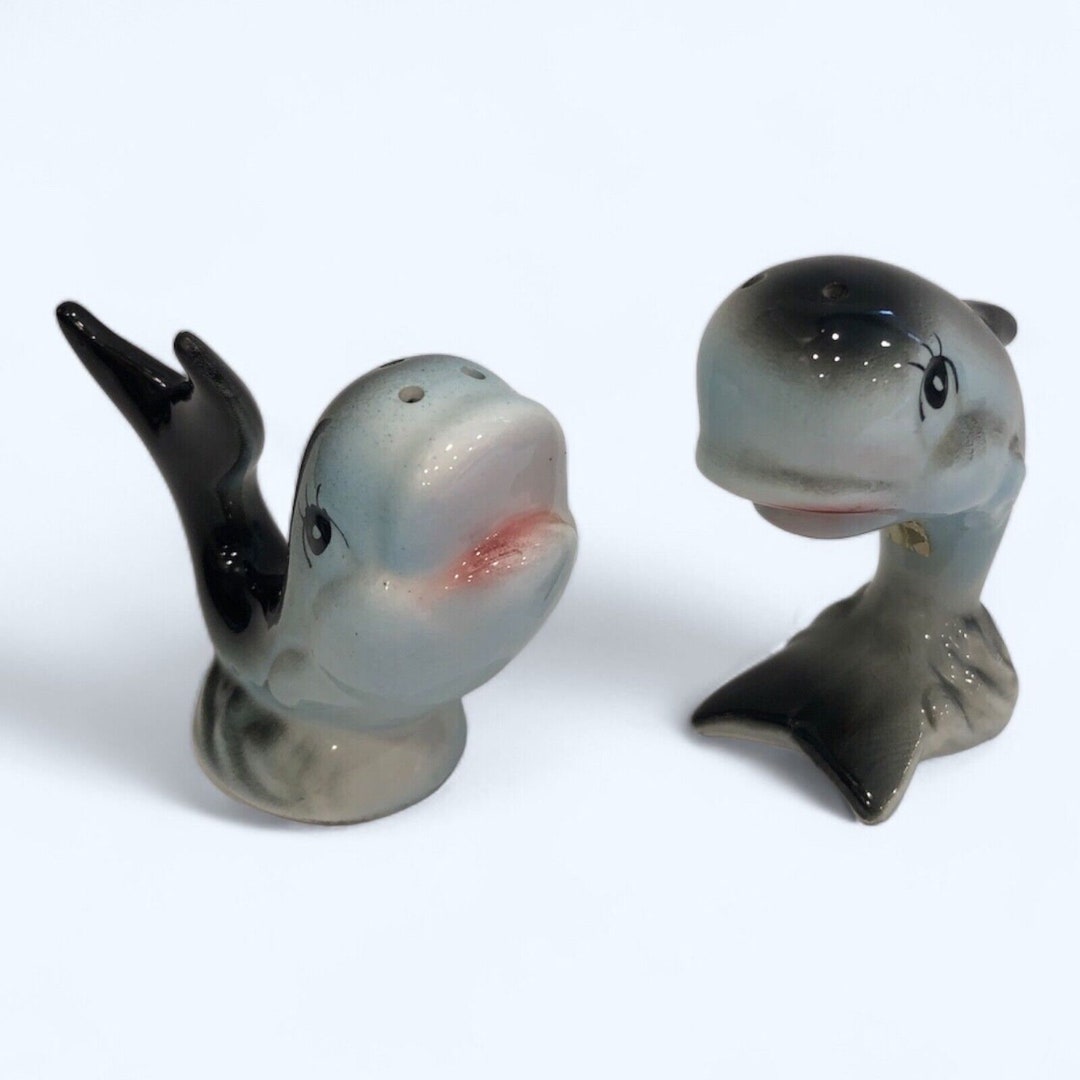 Anthropomorphic Whale Salt & Pepper Shakers Vintage Kitschy Kitchen ...