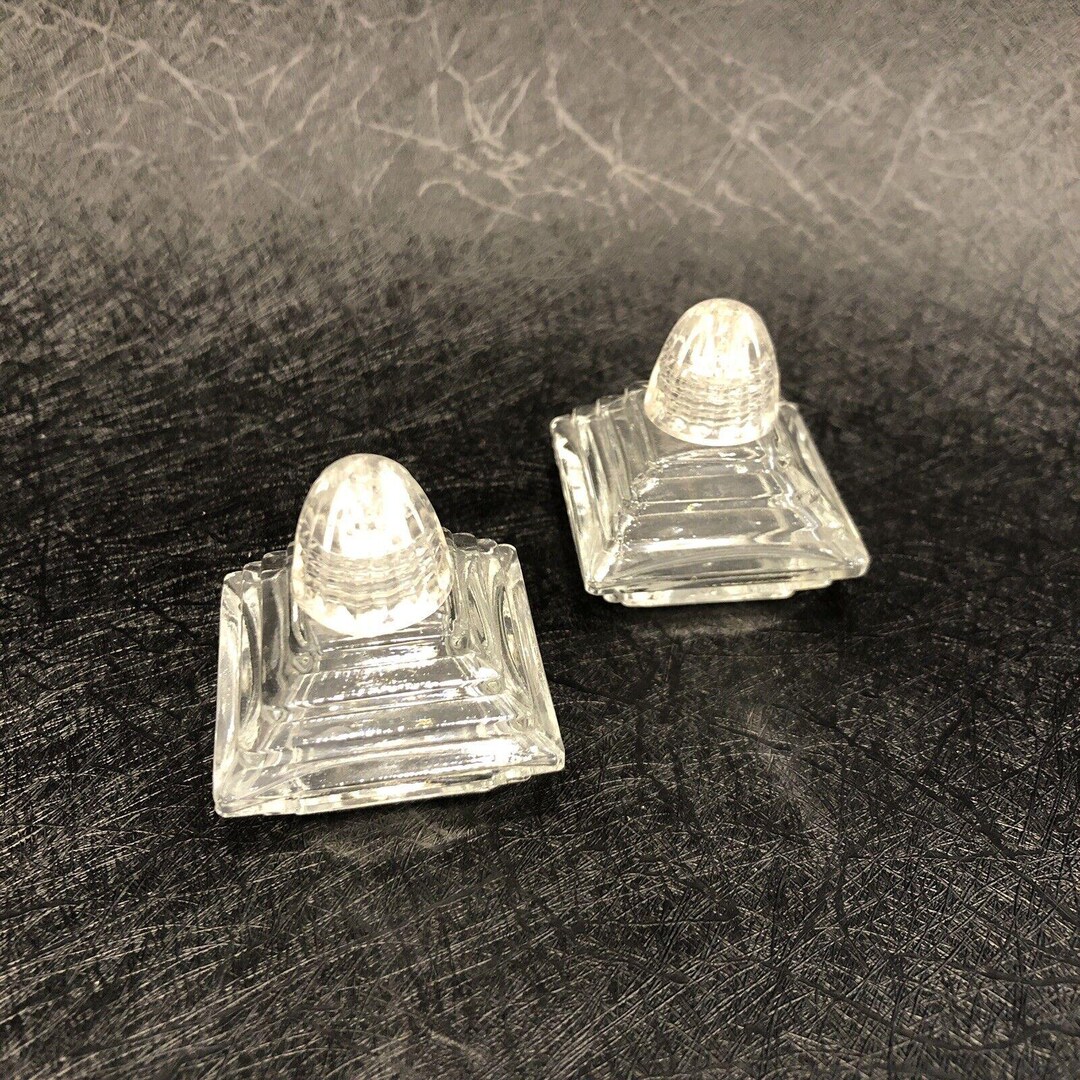 Vintage Mini Art Deco Clear Glass Salt & Pepper Shakers Pyramid Design ...