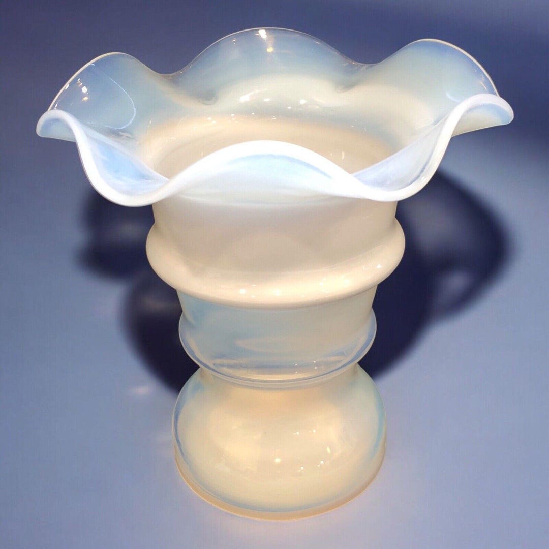 Vintage Altaglass Hand-blown White Art Glass Vase Ruffled Flared Rim ...
