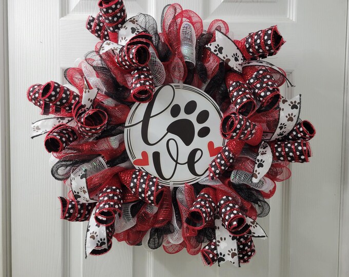 Animal Lover Wreath: Dog or Cat Door or Wall Decoration, Paw Print ...