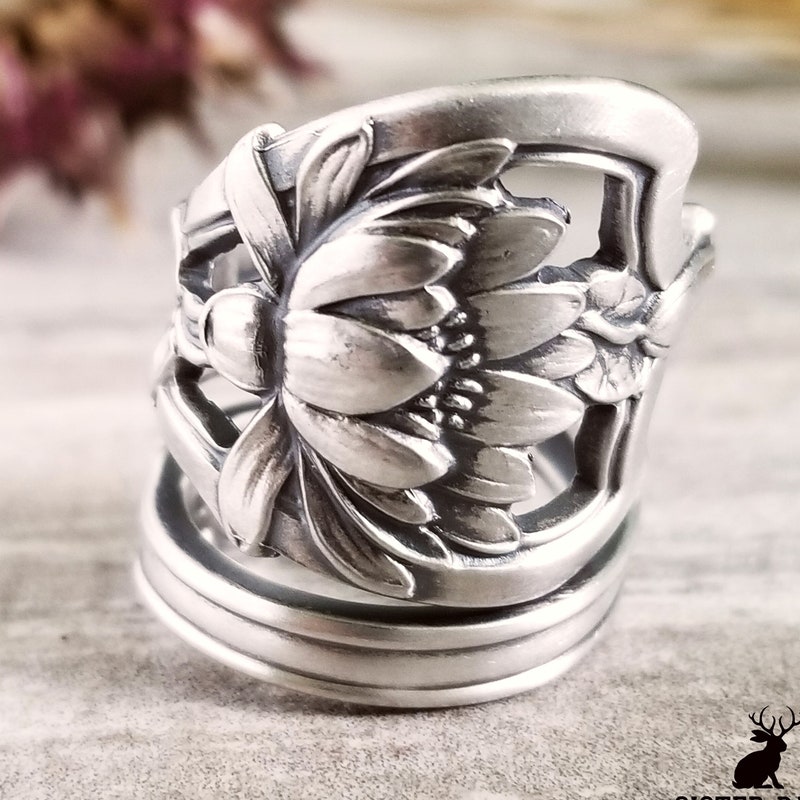 Silver Lotus Ring - Etsy