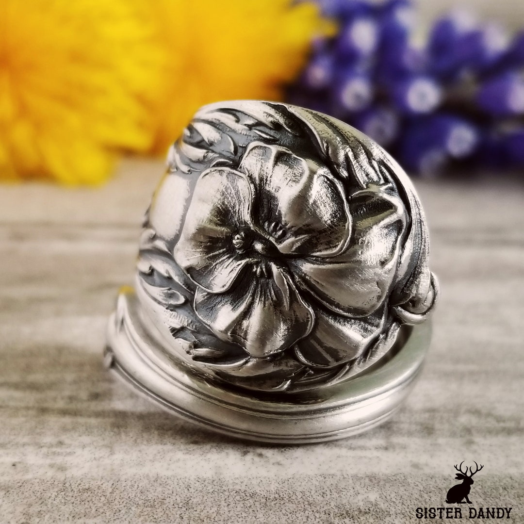 Elegant Viola Ring, Vintage Pansy Ring, Flower Gardeners Ring, Spring ...