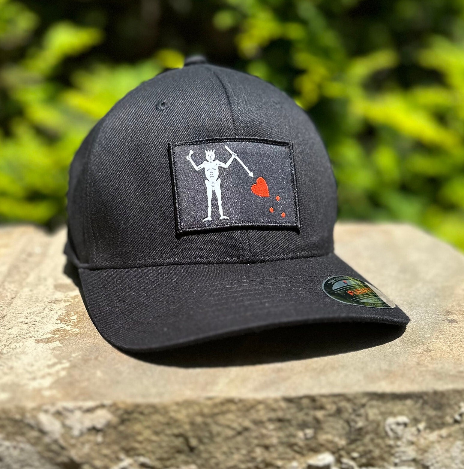 XXL Black Flexfit Blackbeard Pirate Flag Patch Hat by Concord & Lex - Etsy