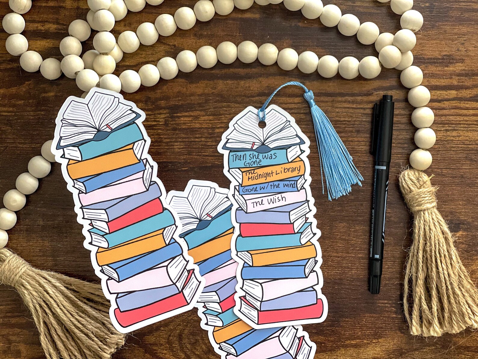 Book Tracker Bookmark Front and Back Bookmark Stack of Books - Etsy Canada