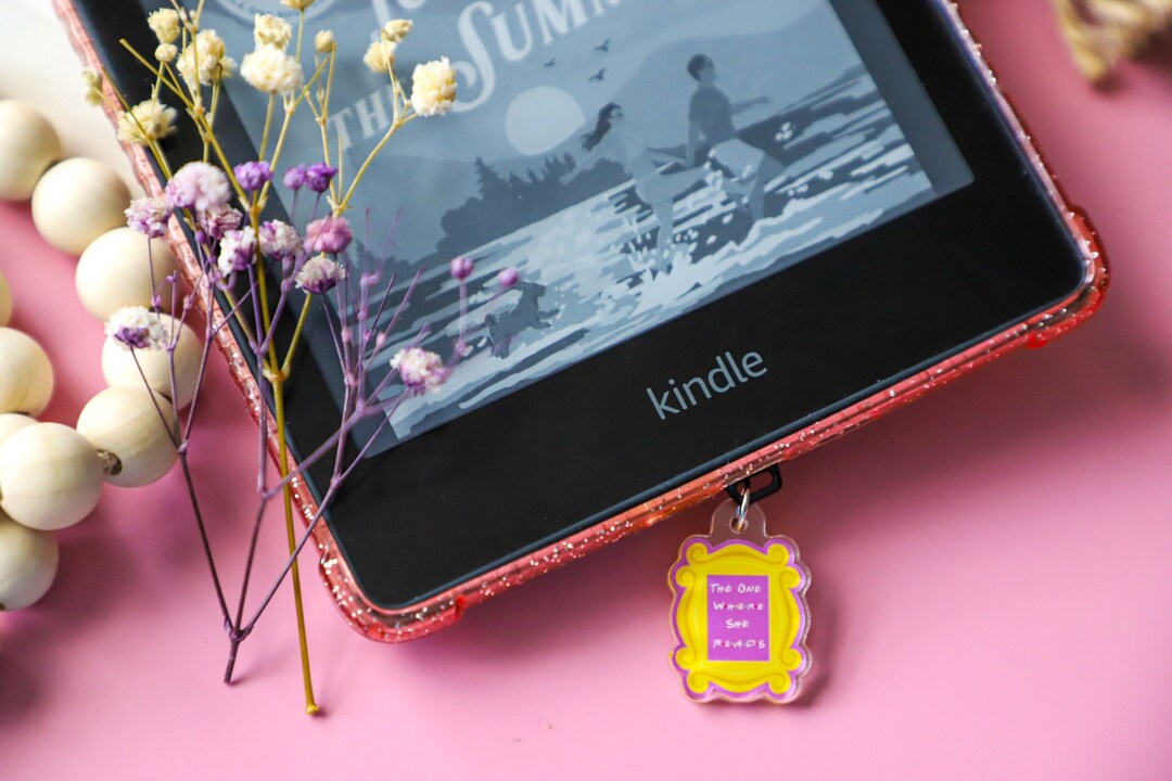 The One Where She Reads Kindle Charm, Friends Kindle Charm, USB Plug ...