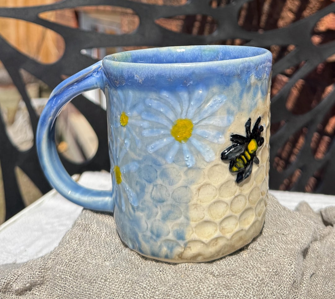 Bees and Honey Comb Daisy Mug Handmade Pottery / Made in Canada - Etsy