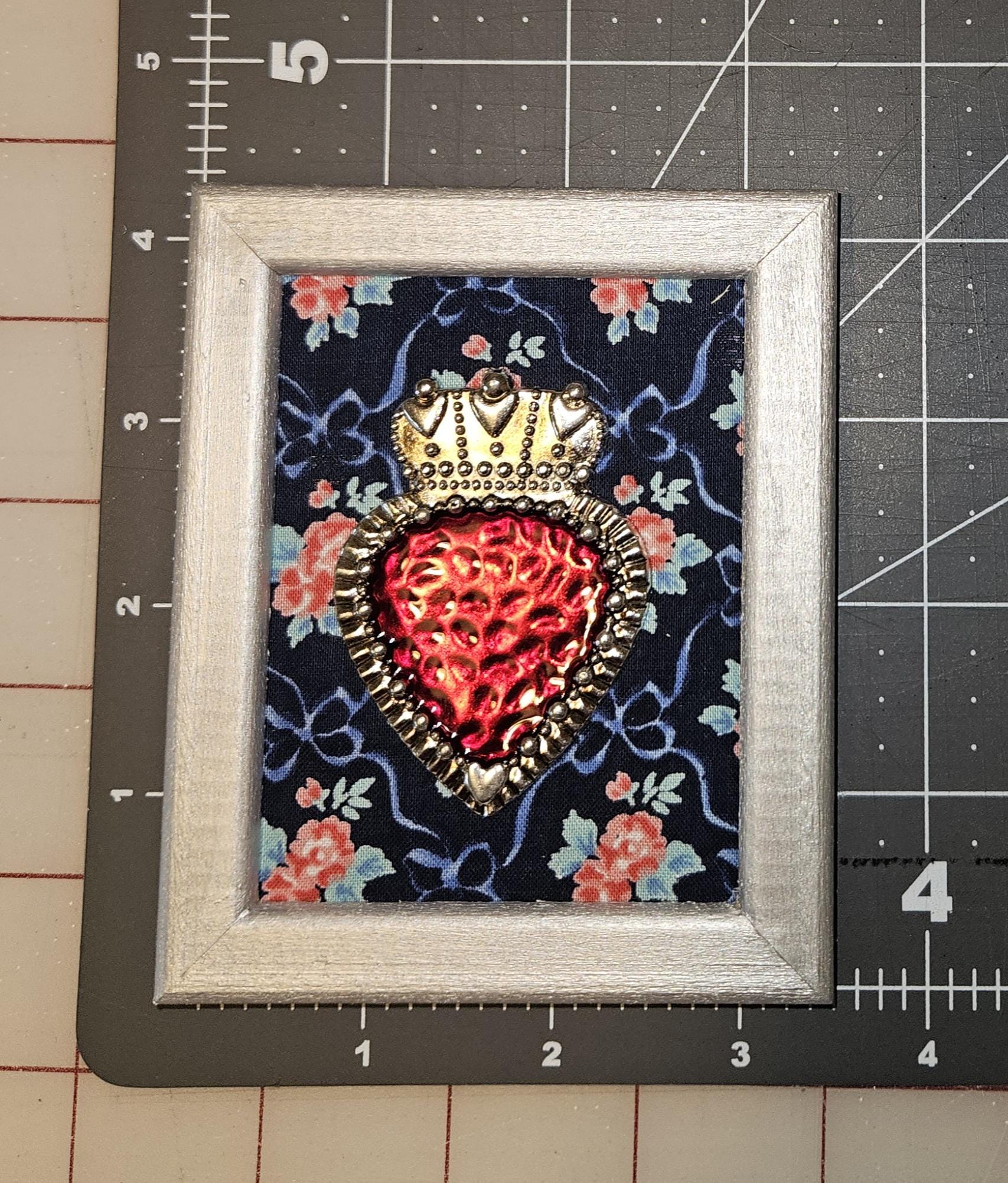 Mini Hearts Framed - Etsy