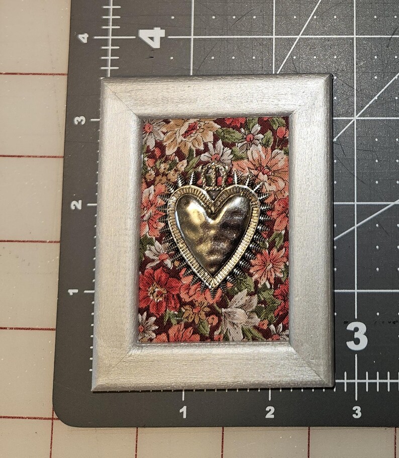 Mini Hearts Framed - Etsy