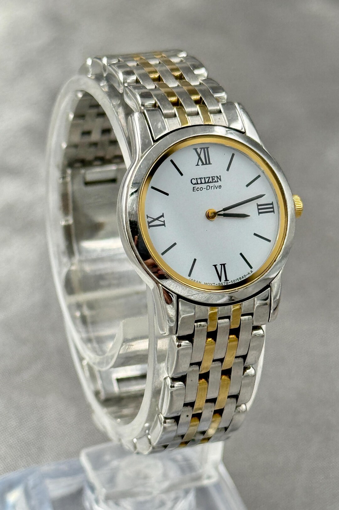 Vintage Citizen Silver & Gold Two Tone Womens Eco-drive Watch Staimless ...