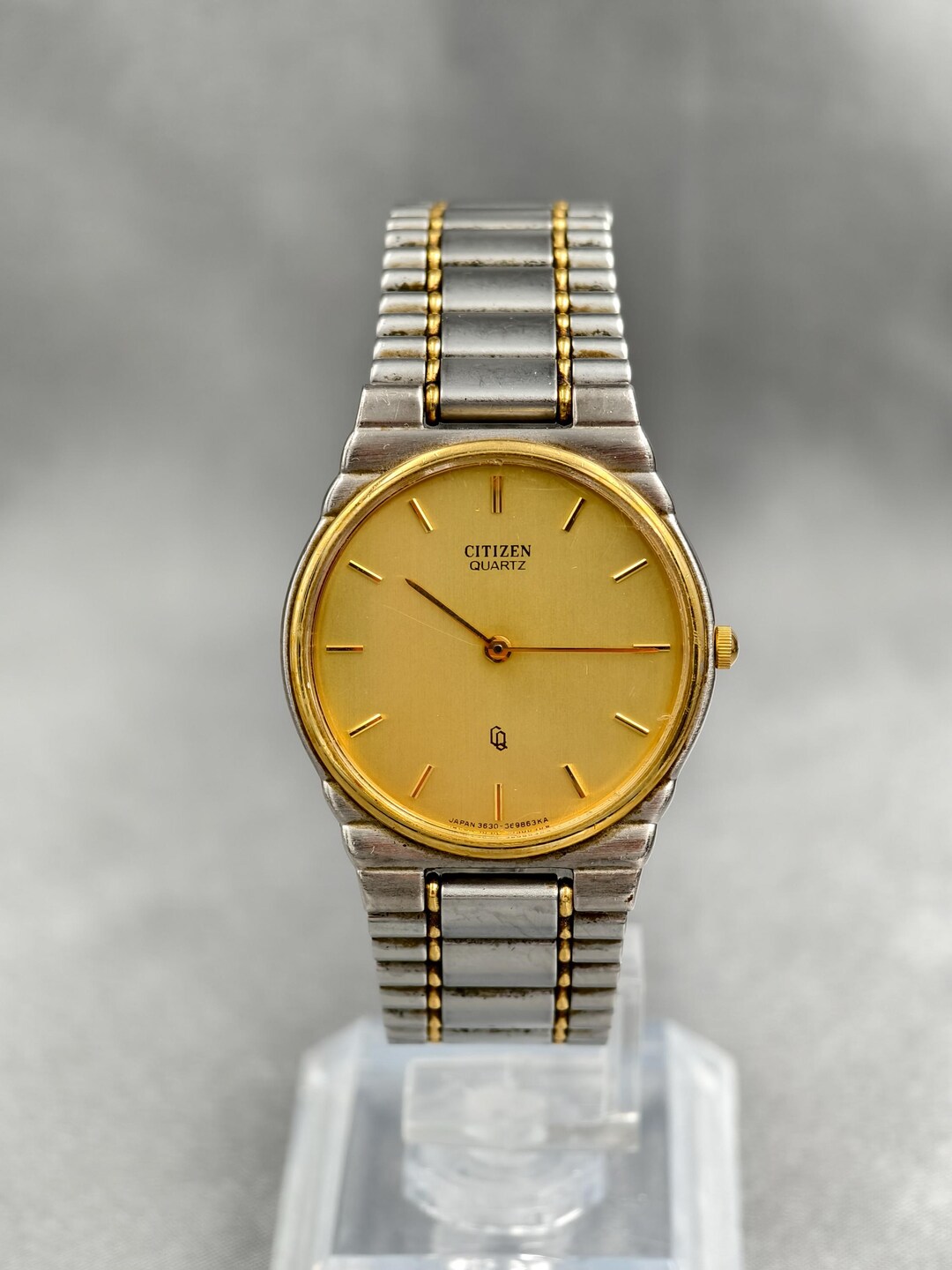 Citizen 3630 Quartz Men's/unisex Dress Watch Elegant Two-tone Bracelet ...