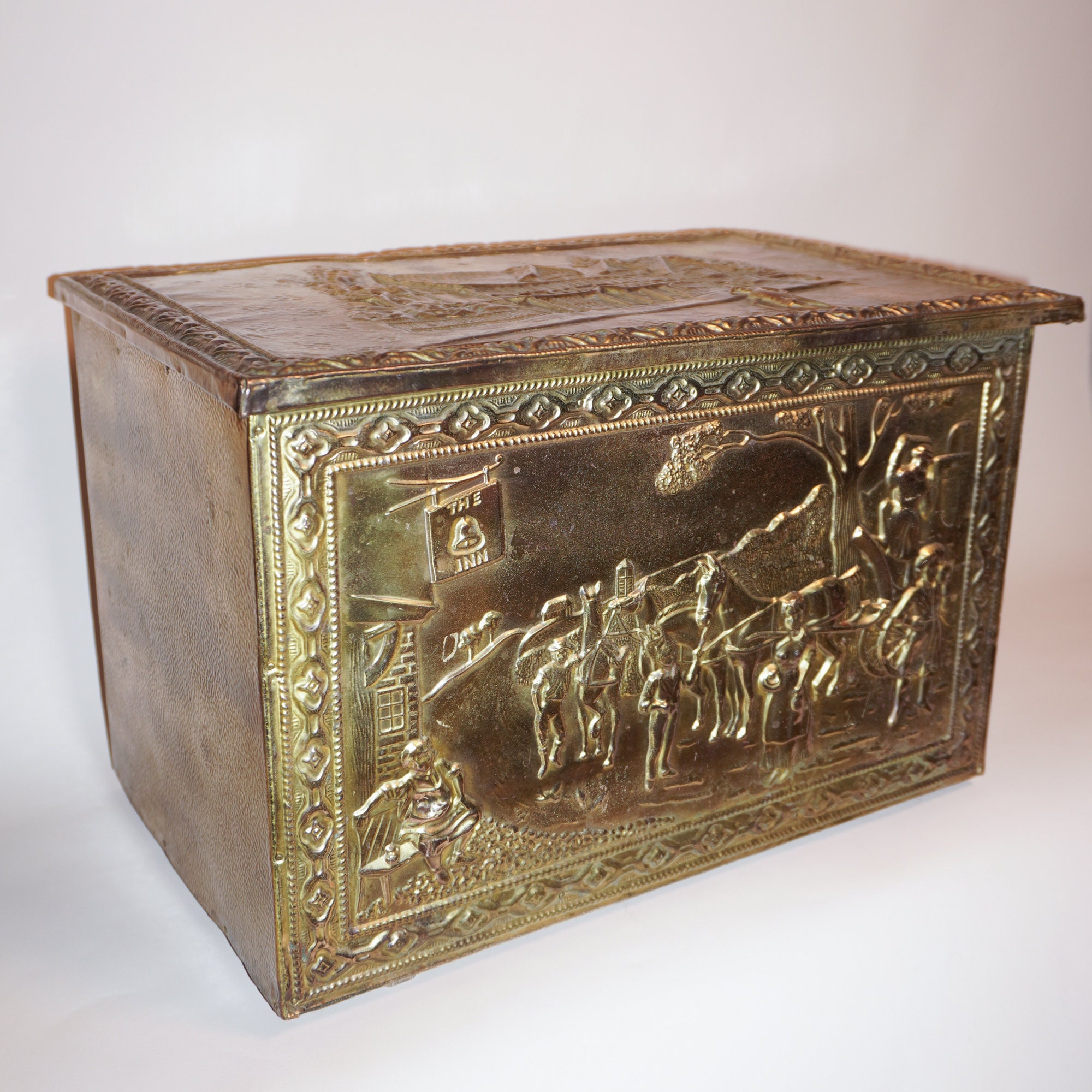 1920s Embossed Brass Box, Brass Trunk Brass, 19th Century English Brass ...