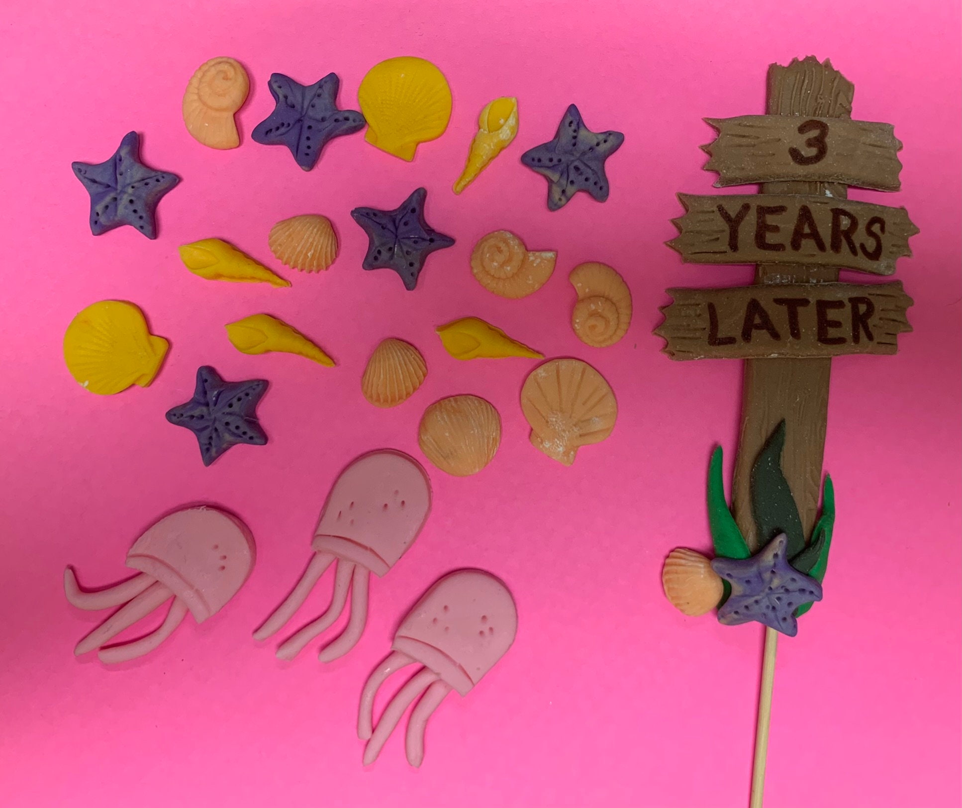 Spongebob Cake Topper Spongebob Fondant Topper Spongebob and - Etsy