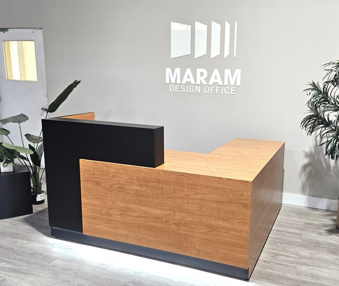 L Shaped Jade Plus Reception Desk (ginger Maple + Matte Black) 44 Return - Etsy
