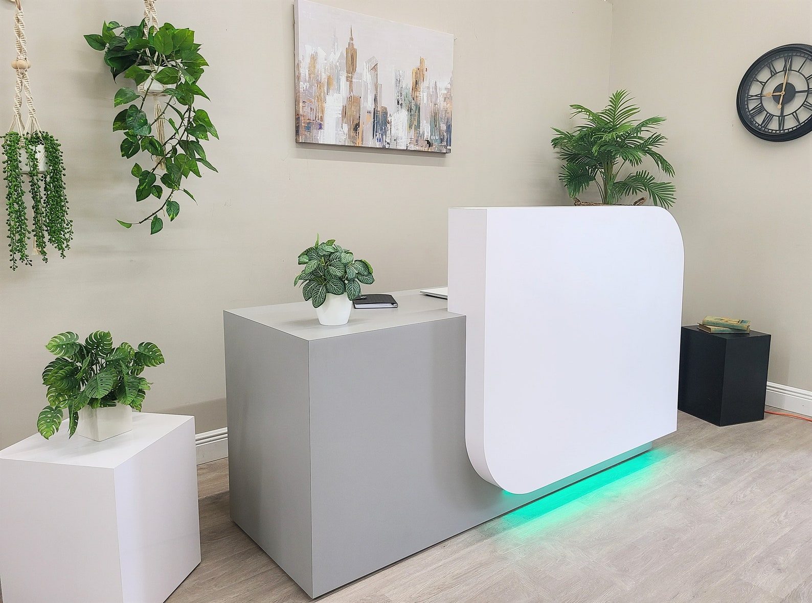 Amber Reception Desk - Etsy