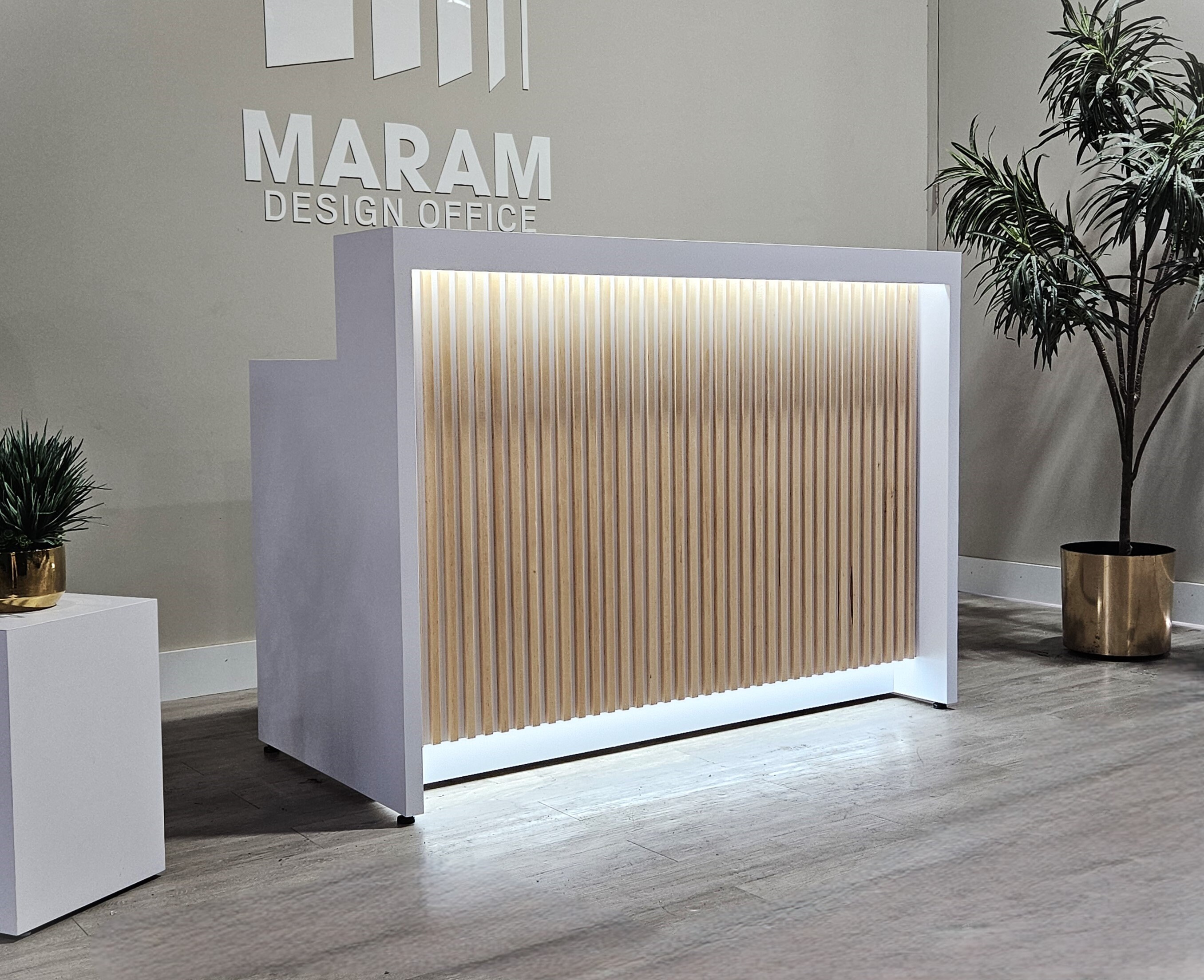 Aquamarine Ultra Reception Desk - Etsy
