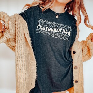 Retro Photographer Shirt Photography Gifts Womens Wedding Photographer ...