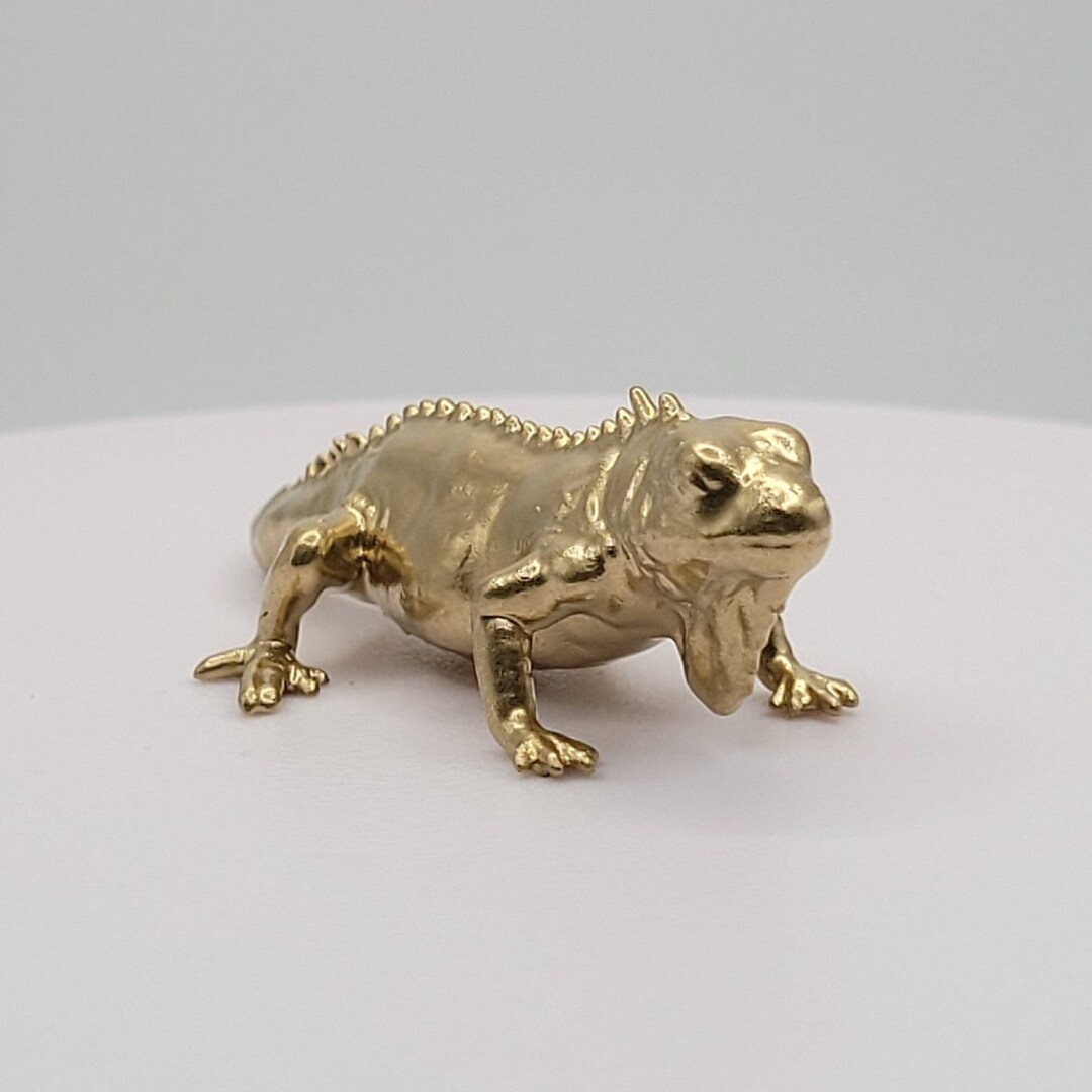Iguana Gold 3D Printed Reptile Lizard Gecko Miniature Figurine Toy ...