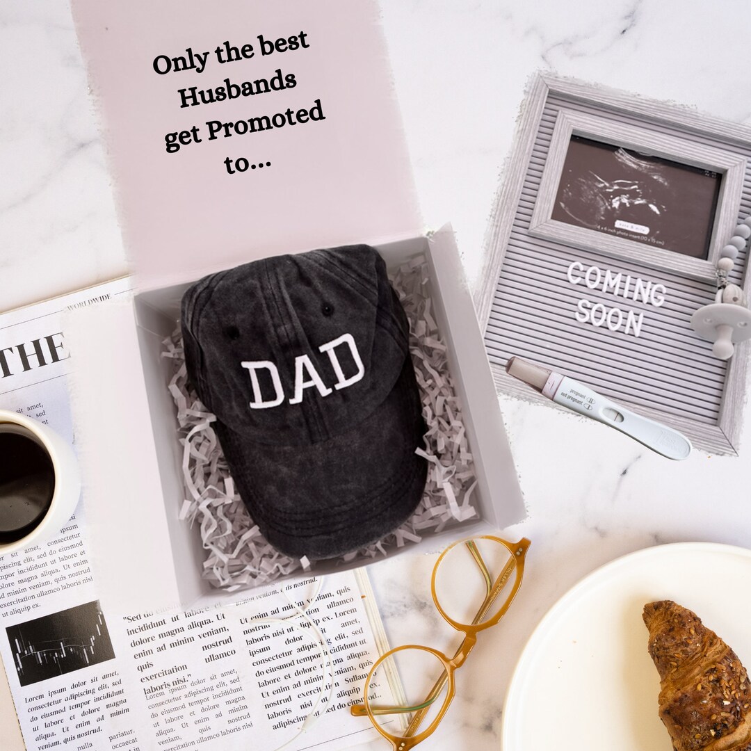 Dad Baseball Pregnancy Announcement Gift Box // Pregnancy Announcement ...