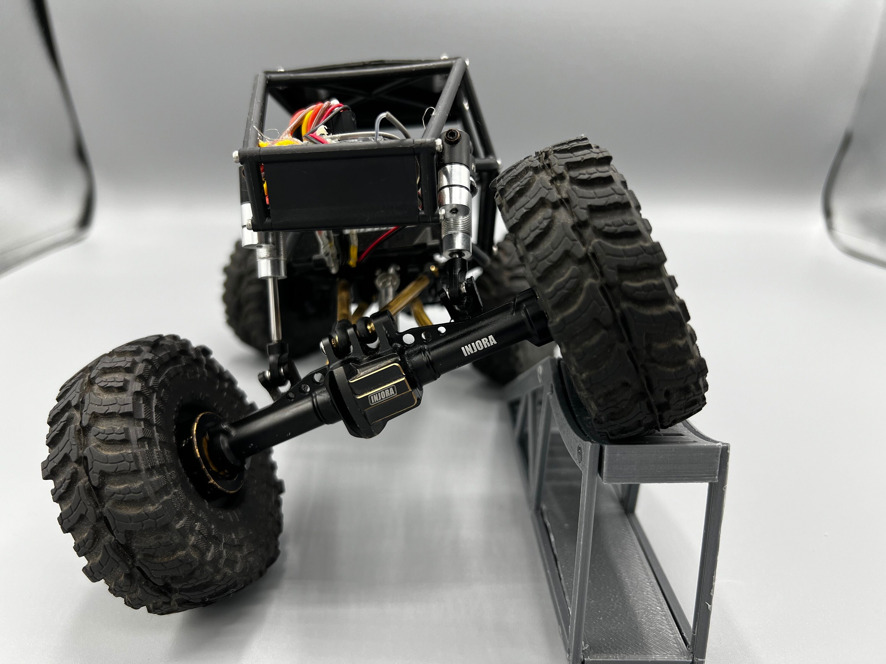 3D Printed RC Rock Crawler Flex Stand: 1/18 & 1/24 Scale Display - Etsy