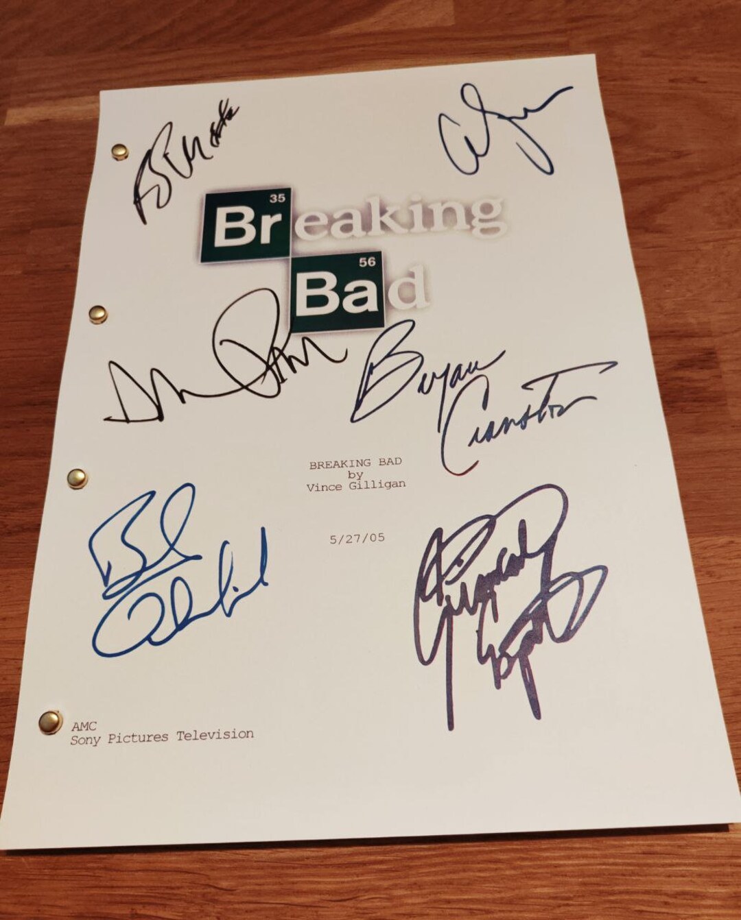 Pilot Episode Script BREAKING BAD Script Pilot Autograph Walter White ...