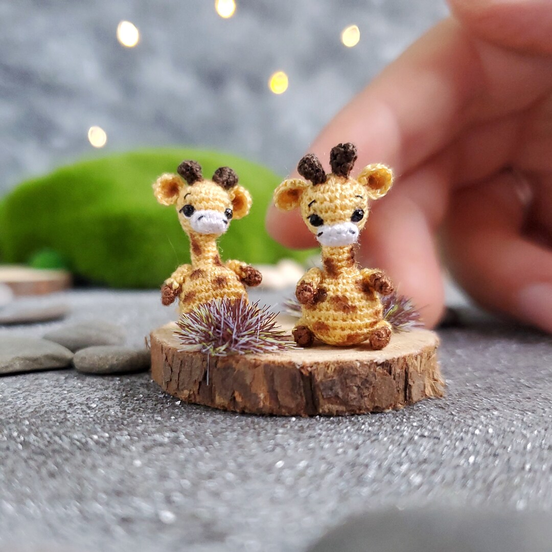 Custom Micro Giraffe Dollhouse Miniature Tiny Giraffe. Doll Pet Giraffe ...