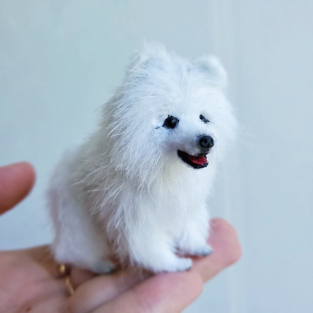 Realistic Mini Samoyed White Dog. Dollhouse Hand-crocheted Miniature ...