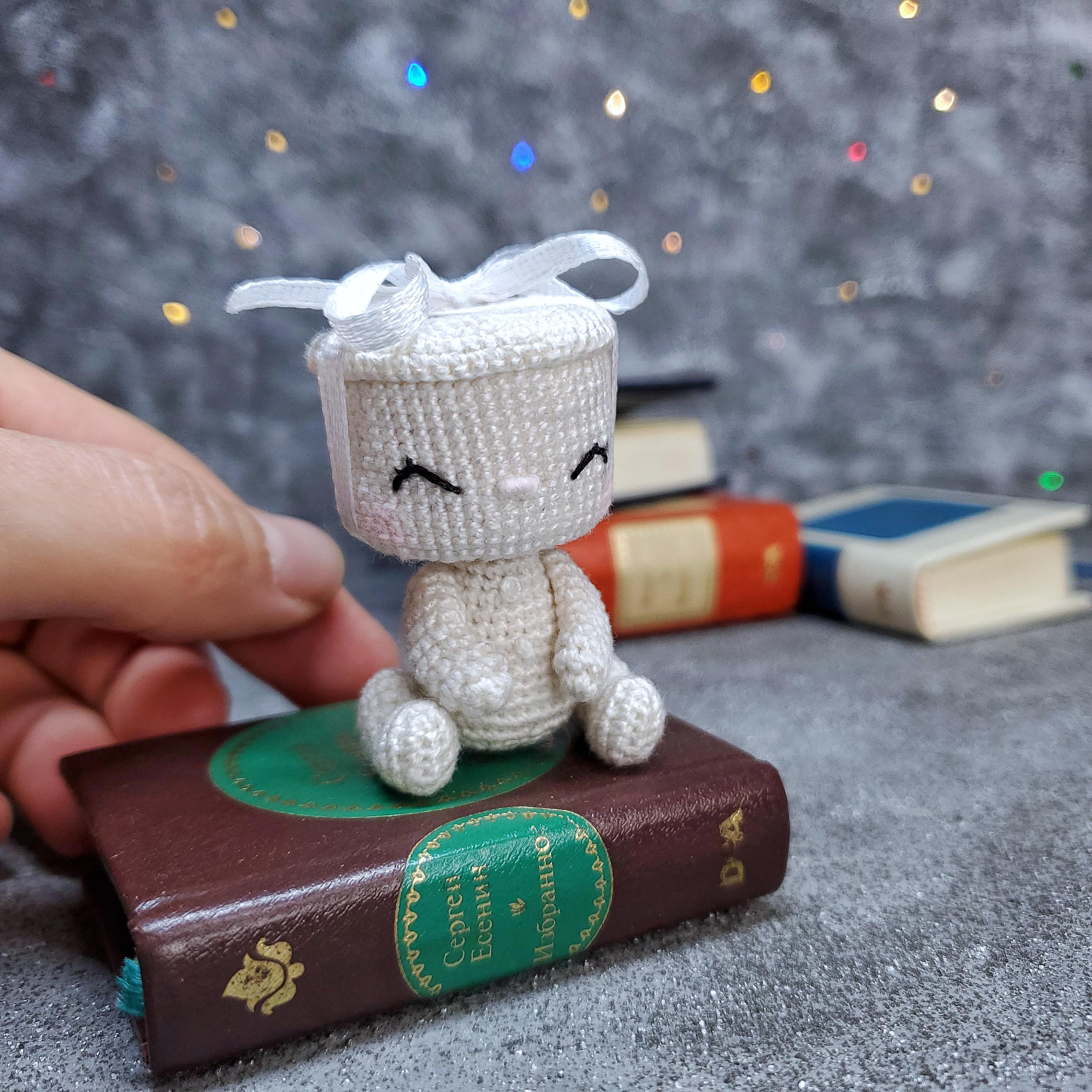 Mini Crocheted Unusual Gift-box Miniature, Custom Box for Jewelry - Etsy