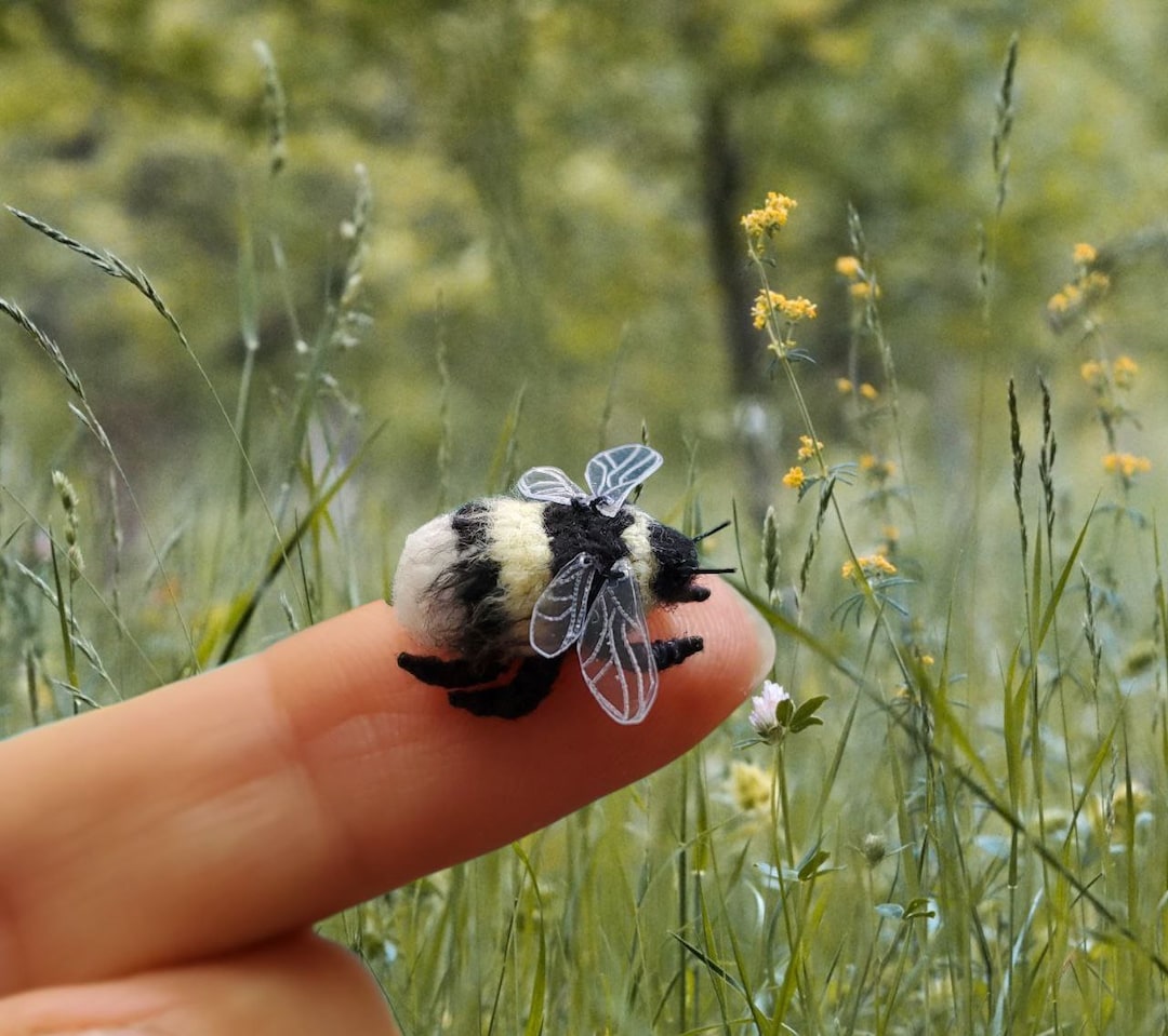 Miniature Crochet Bumblebee. Doll Pet. Mini Animal Realistic Bumblebee ...