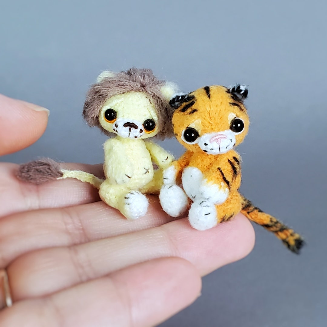 Custom Micro Lion/ Tiger Dollhouse Miniature Tiny Lion/tiger. Doll Pet ...