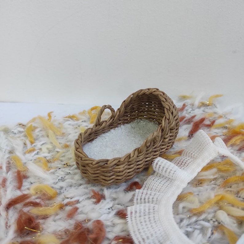 1:12 Scale Dollhouse Wicker Cradle With Ruffles - Miniature Nursery - Etsy