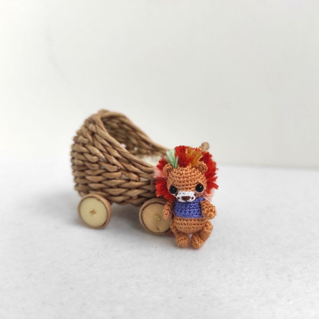 Custom Micro Lion With Colored Mane. Dollhouse Miniature Tiny Lion ...