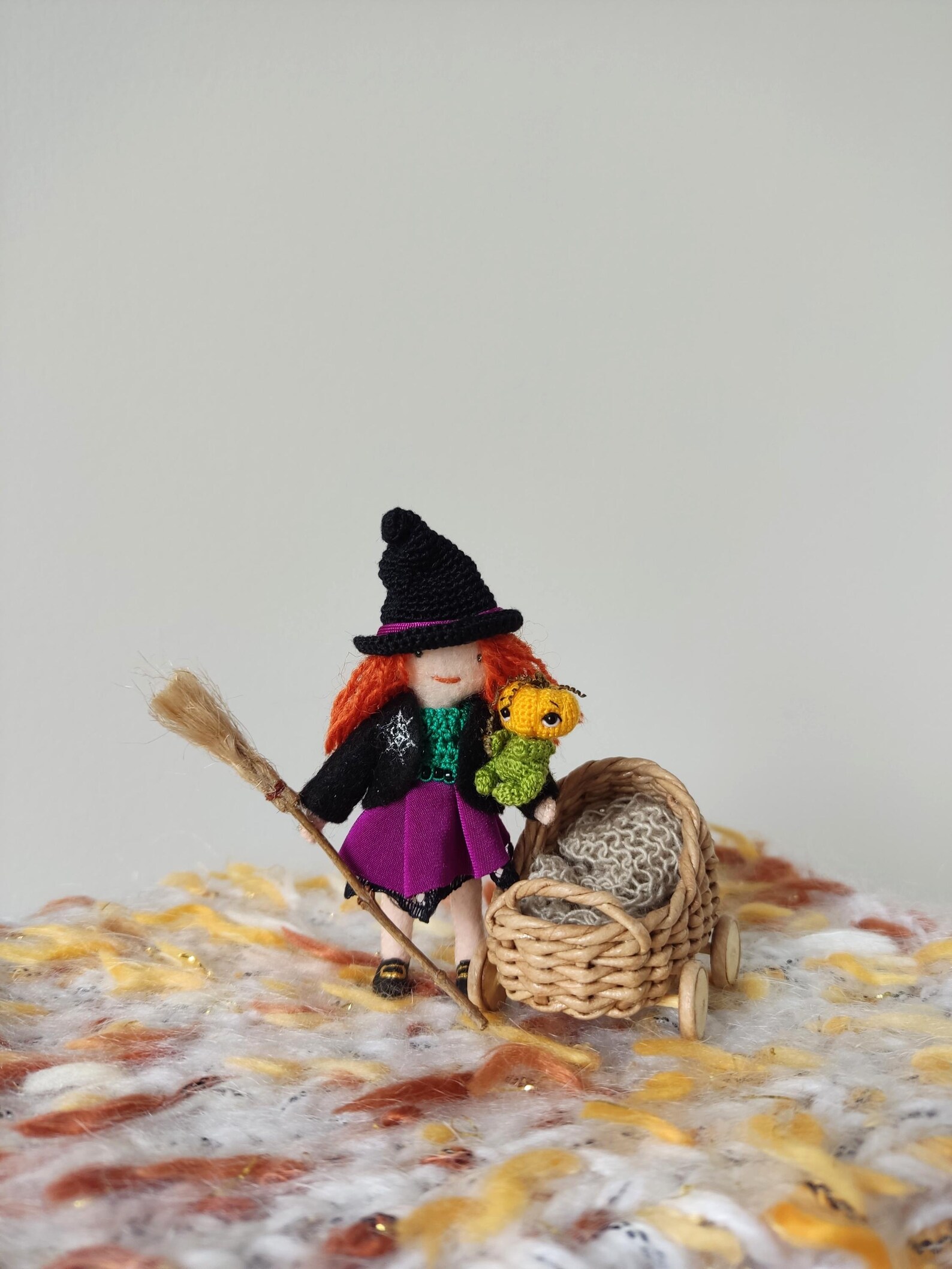Mini Felt Witch Doll: Handmade Halloween Decor (2.5 Inch) - Etsy