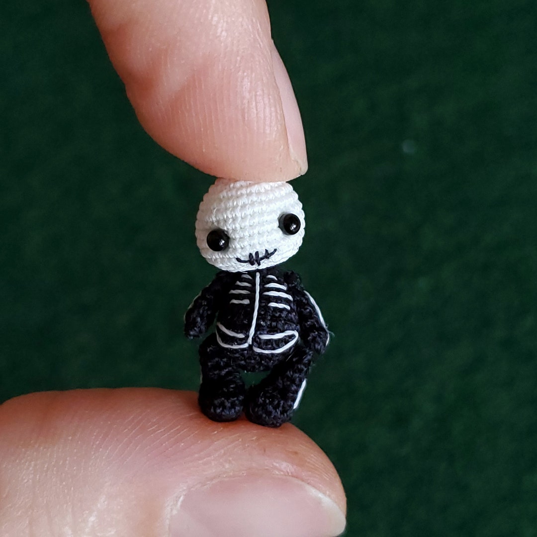 Custom Micro Doll Skeleton and Coffin, Collectible Figurine. Doll Toy ...