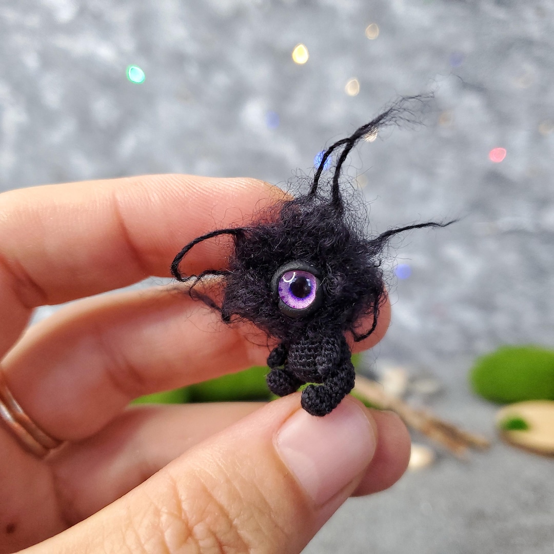 Custom Mini Crochet Eyeball. Dollhouse Miniature Creepy and Fun ...
