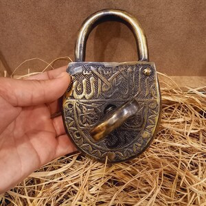 Vintage Large Victorian Full Engraved Solid Brass Working PADLOCK and ...