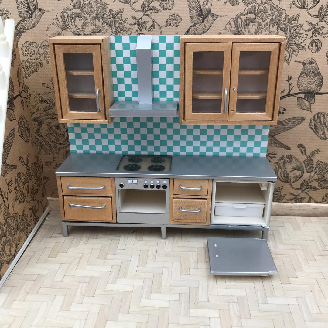 Lundby Kitchen in Need of Repair /renovation to the Dollhouse / Sweden ...