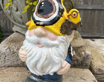 Minions Christmas Garden Gnome Statue - Etsy