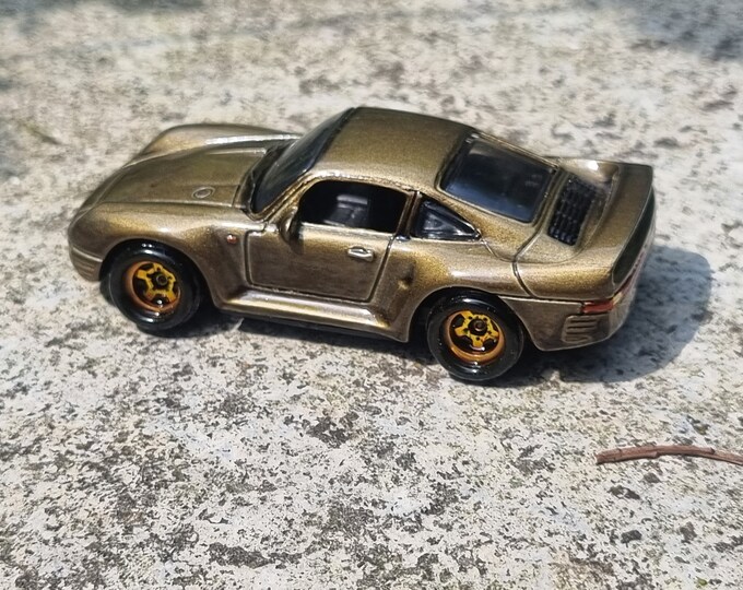 Porsche 959 1:64 Scale Die Cast Car, Custom Restoration, Unique, Gold ...
