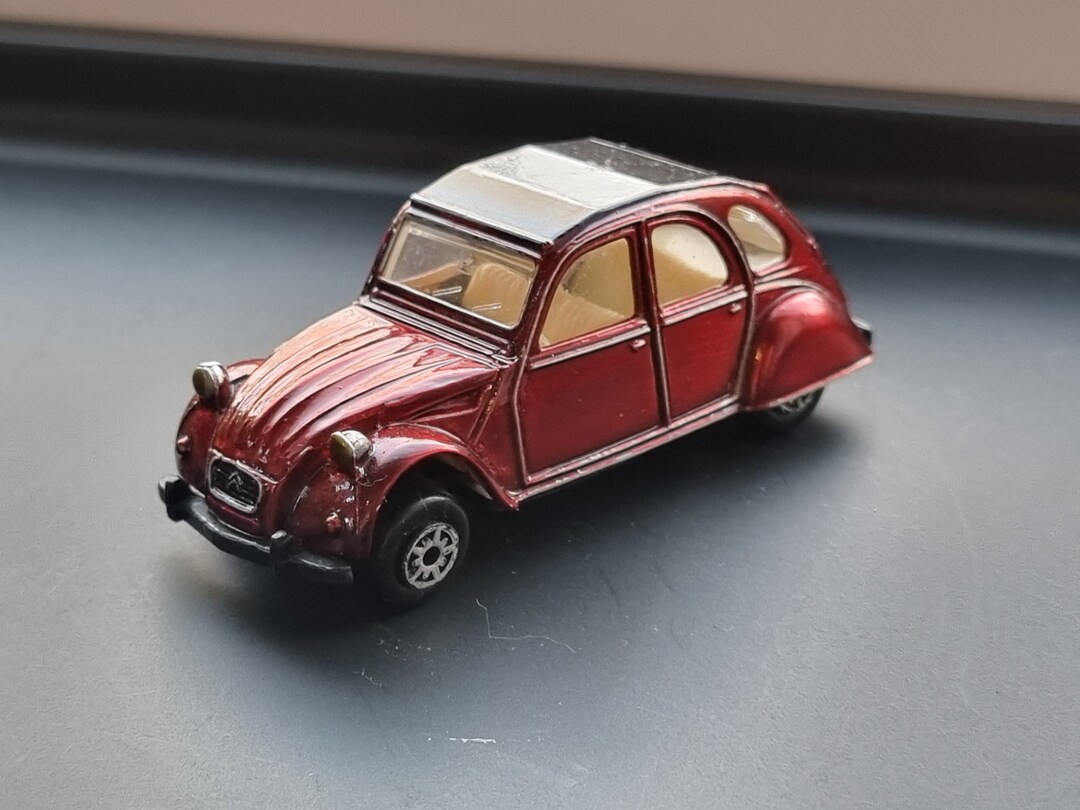 Unique Custom Vintage Restored, 1:64 Die-cast Car, Maisto Citroen 2CV ...