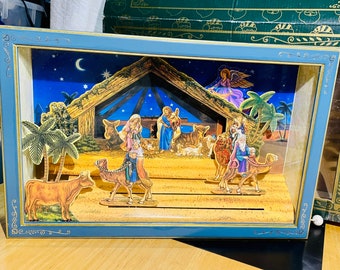 Diorama Music Box - Etsy