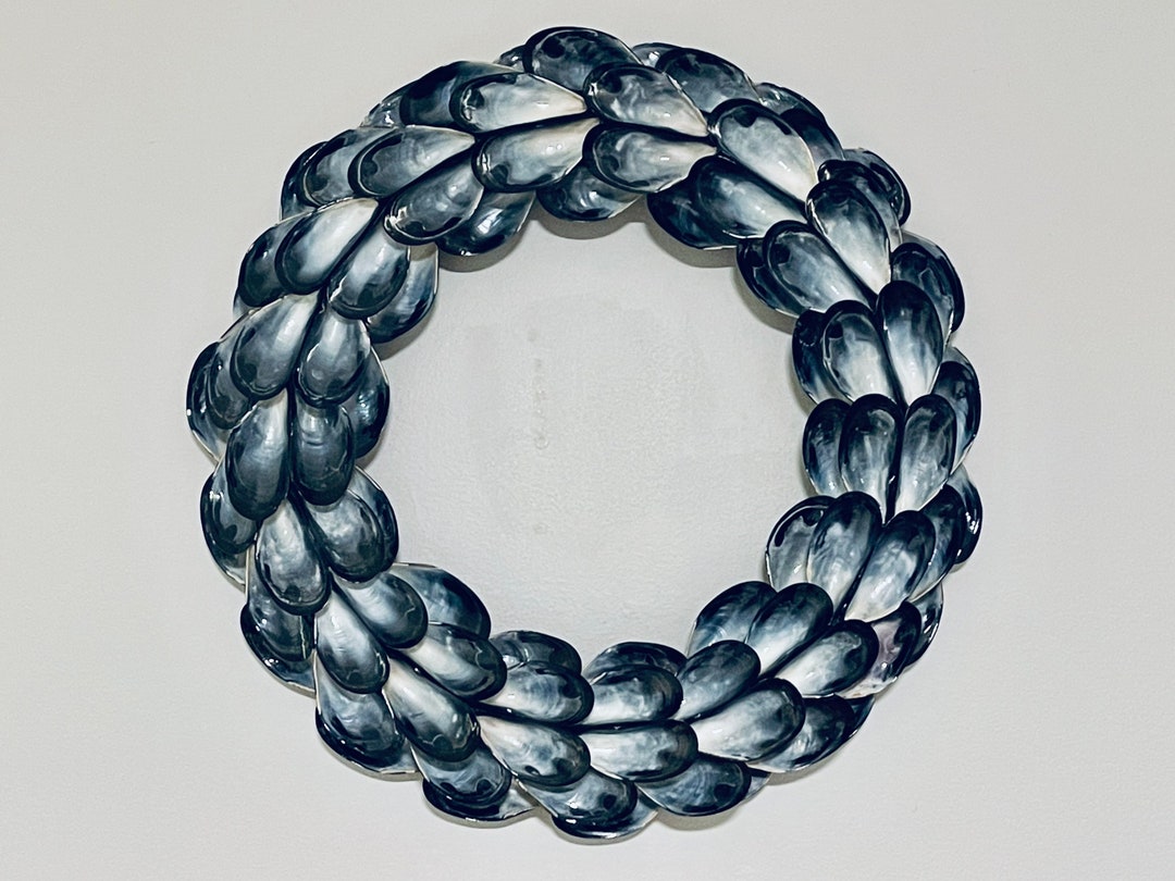 16" Mussel Shell Wreath No Flower - Etsy