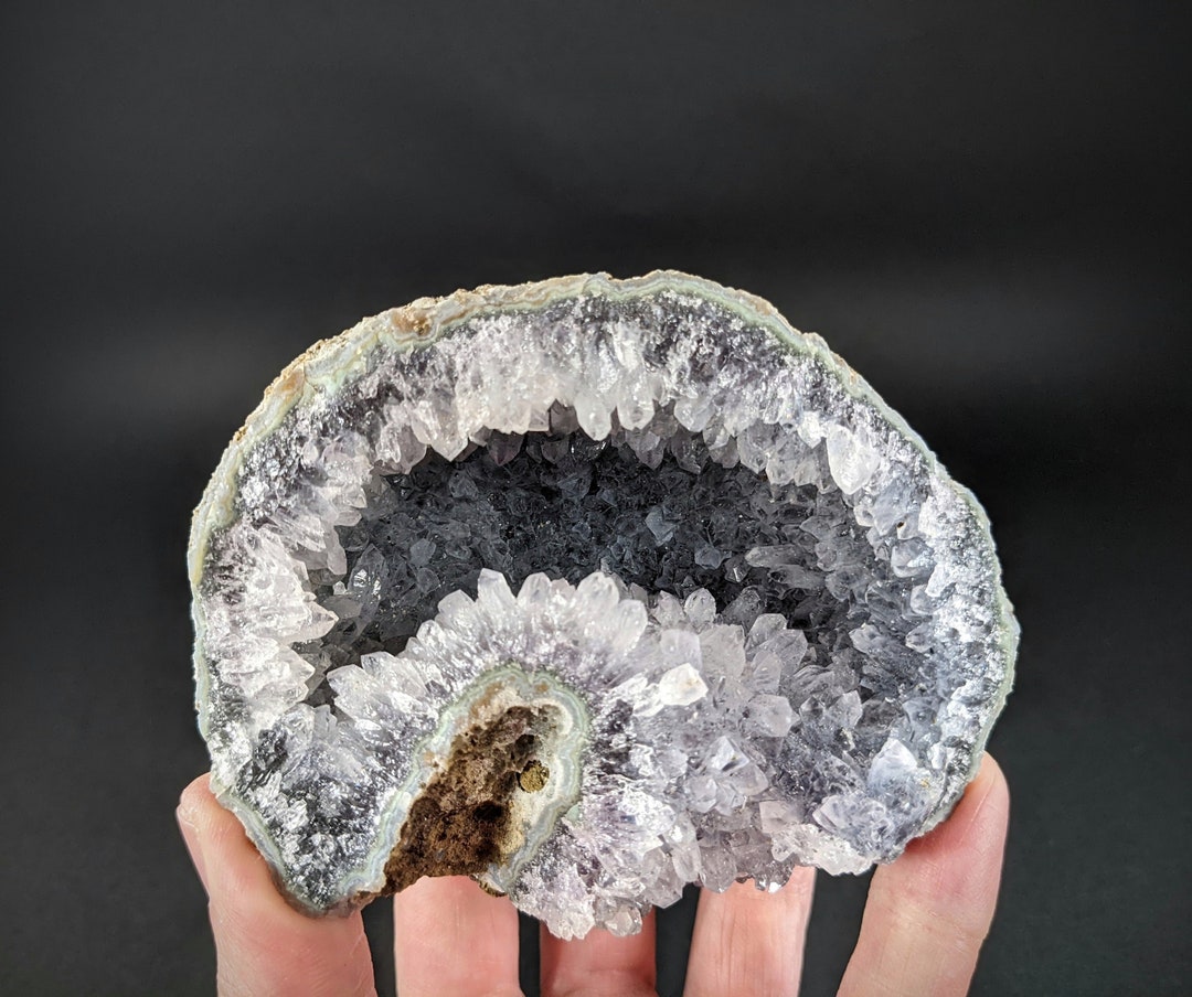 Curved Quartz Geode Slice - Etsy