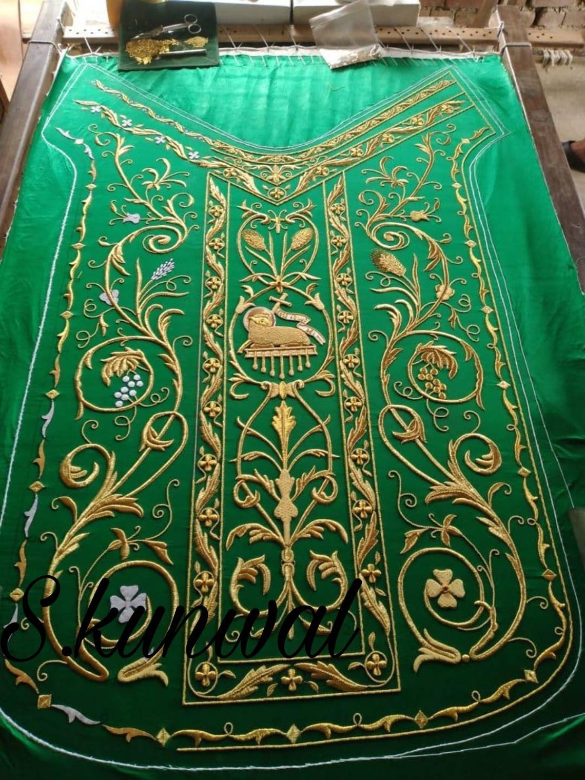 Roman Fiddleback Catholic Chasuble Low Mass With Green Silk - Etsy