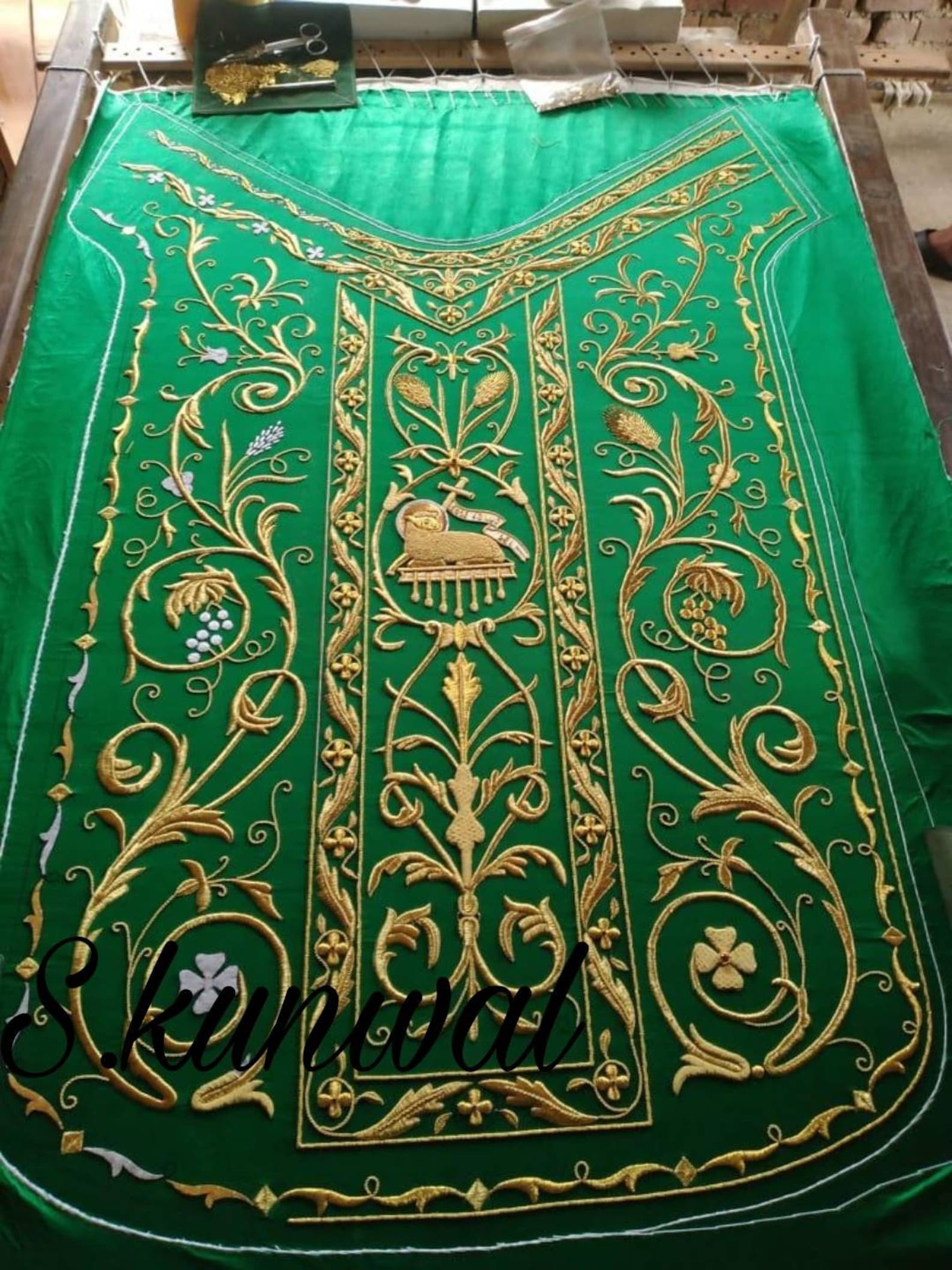 Roman Fiddleback Catholic Chasuble Low Mass With Green Silk - Etsy
