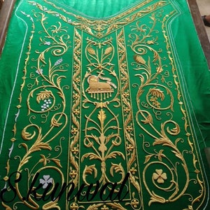 Roman Fiddleback Catholic Chasuble Low Mass With Green Silk Hand ...